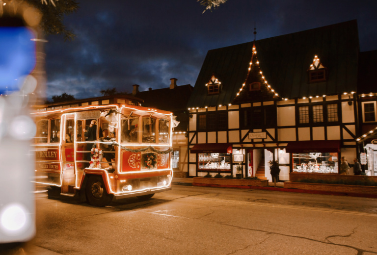 The Best Christmas Photo Spots in Solvang, California - inAra By May Pham